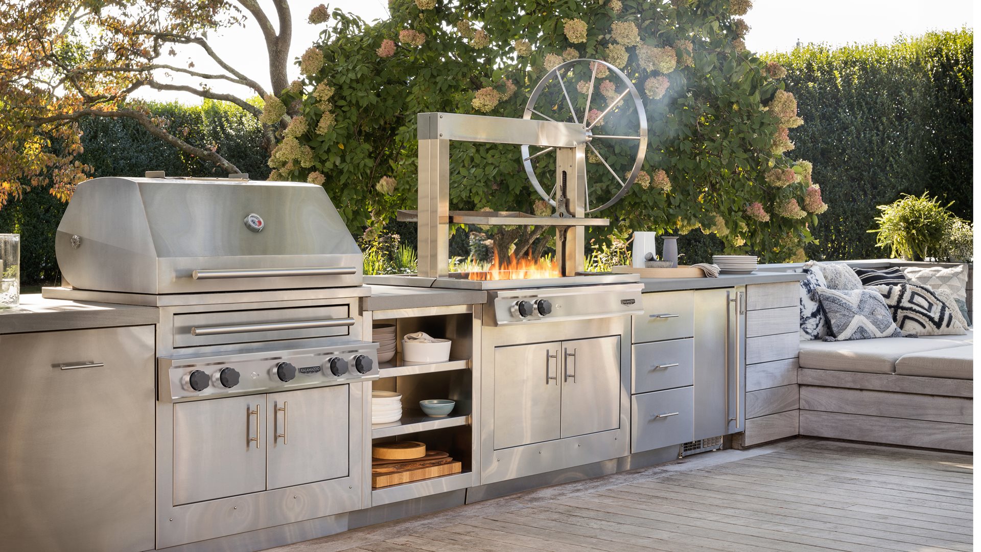 Grills | Kalamazoo Outdoor Gourmet