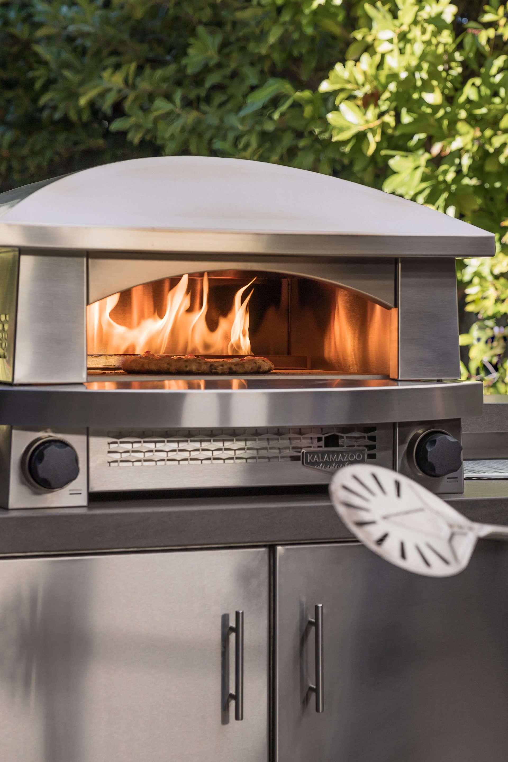 Hybrid Fire Grill | Kalamazoo Outdoor Gourmet